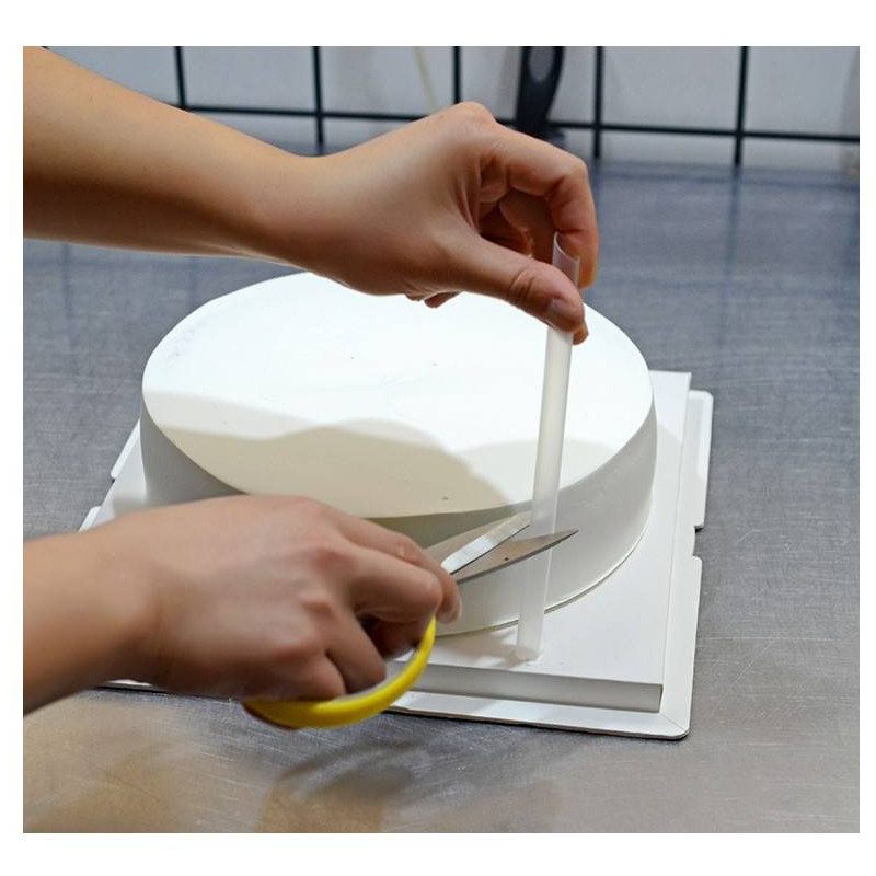 12 cm cake separator plate and 3 18 cm pillars - Planet Cake