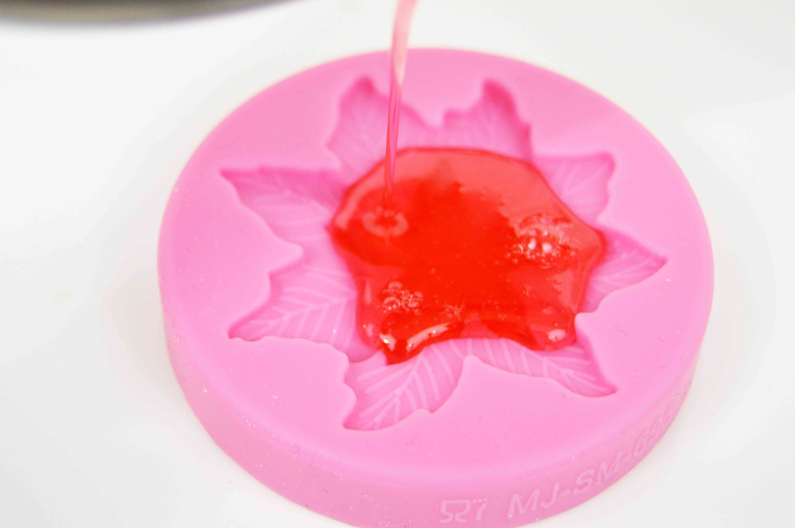Rose de Noël Poinsettia en isomalt 😍 PLANETE GATEAU BLOG