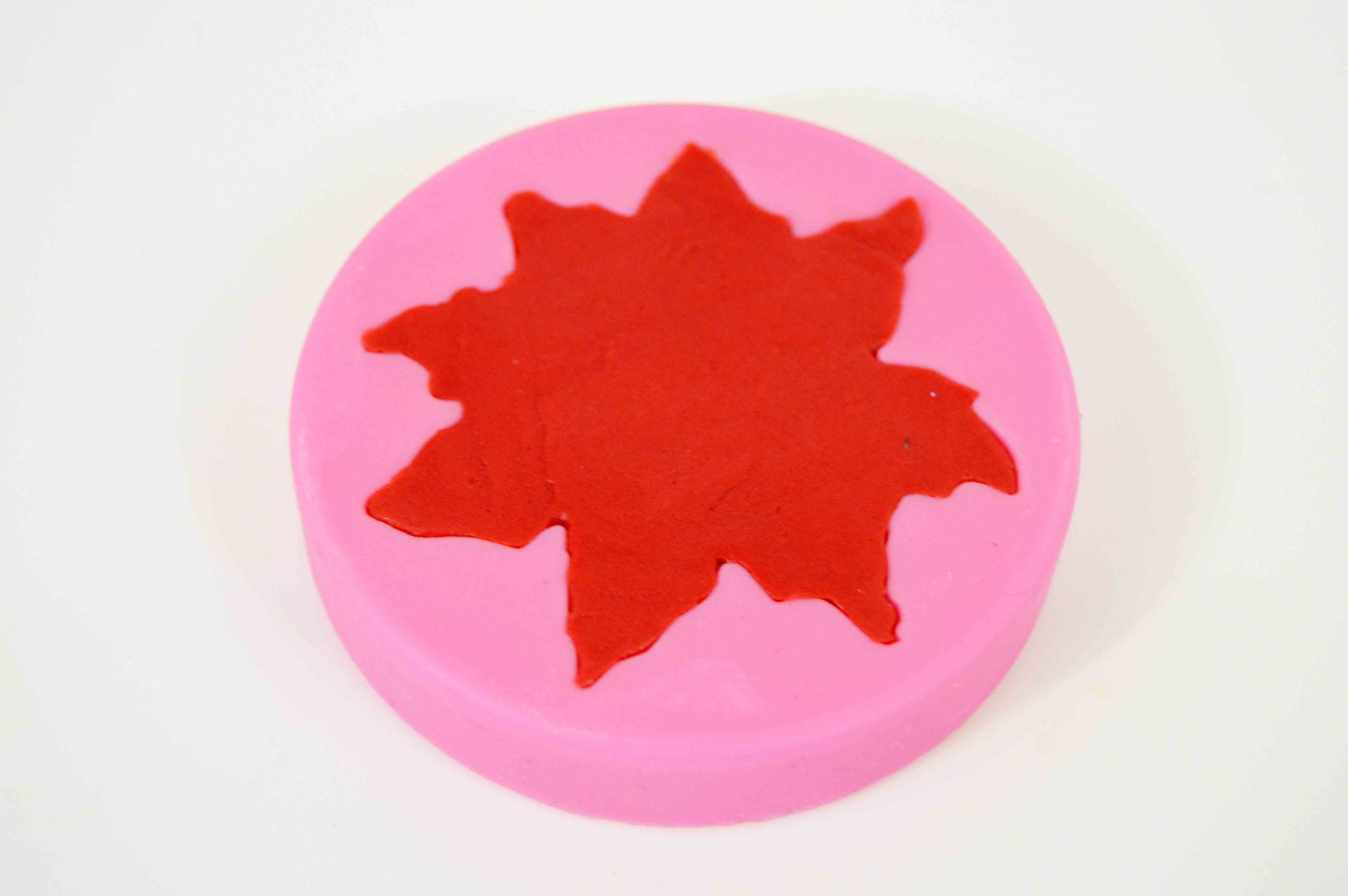 Rose de Noël Poinsettia en isomalt 😍 PLANETE GATEAU BLOG