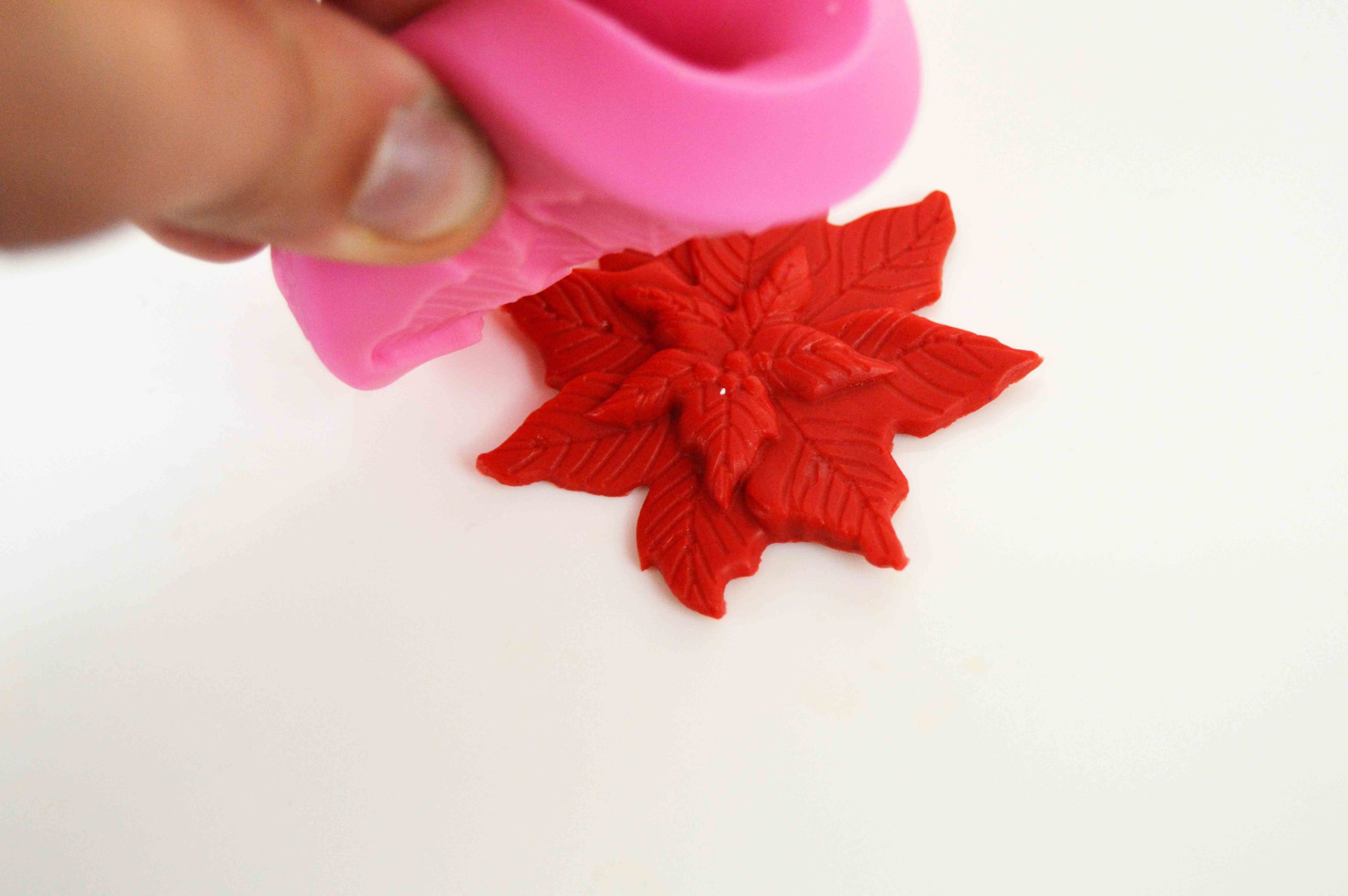 Rose de Noël Poinsettia en isomalt 😍 PLANETE GATEAU BLOG